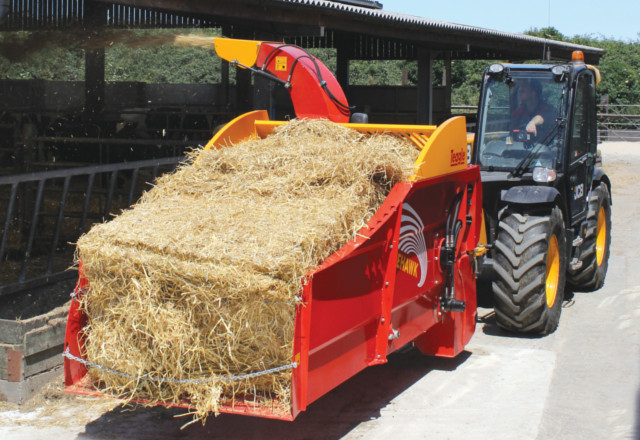 Telehawk T2 Hydraulic Straw Bedder - Bruce Hopkins LTD